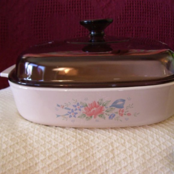 Corningware | Kitchen | Corning Ware Symphony 25 Liter 25 Quart Covered ...